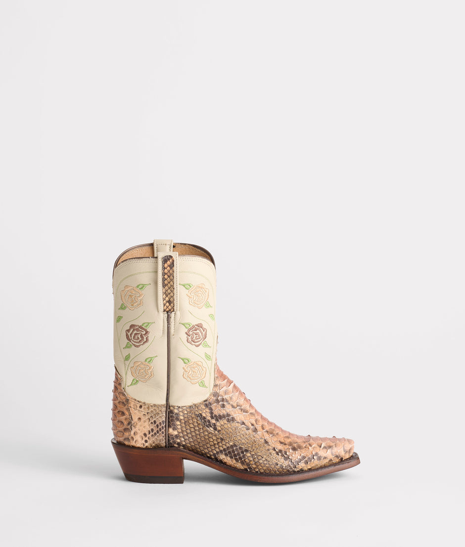 Lucchese Bootmaker Official Website | Cowboy Boots and Western Wear